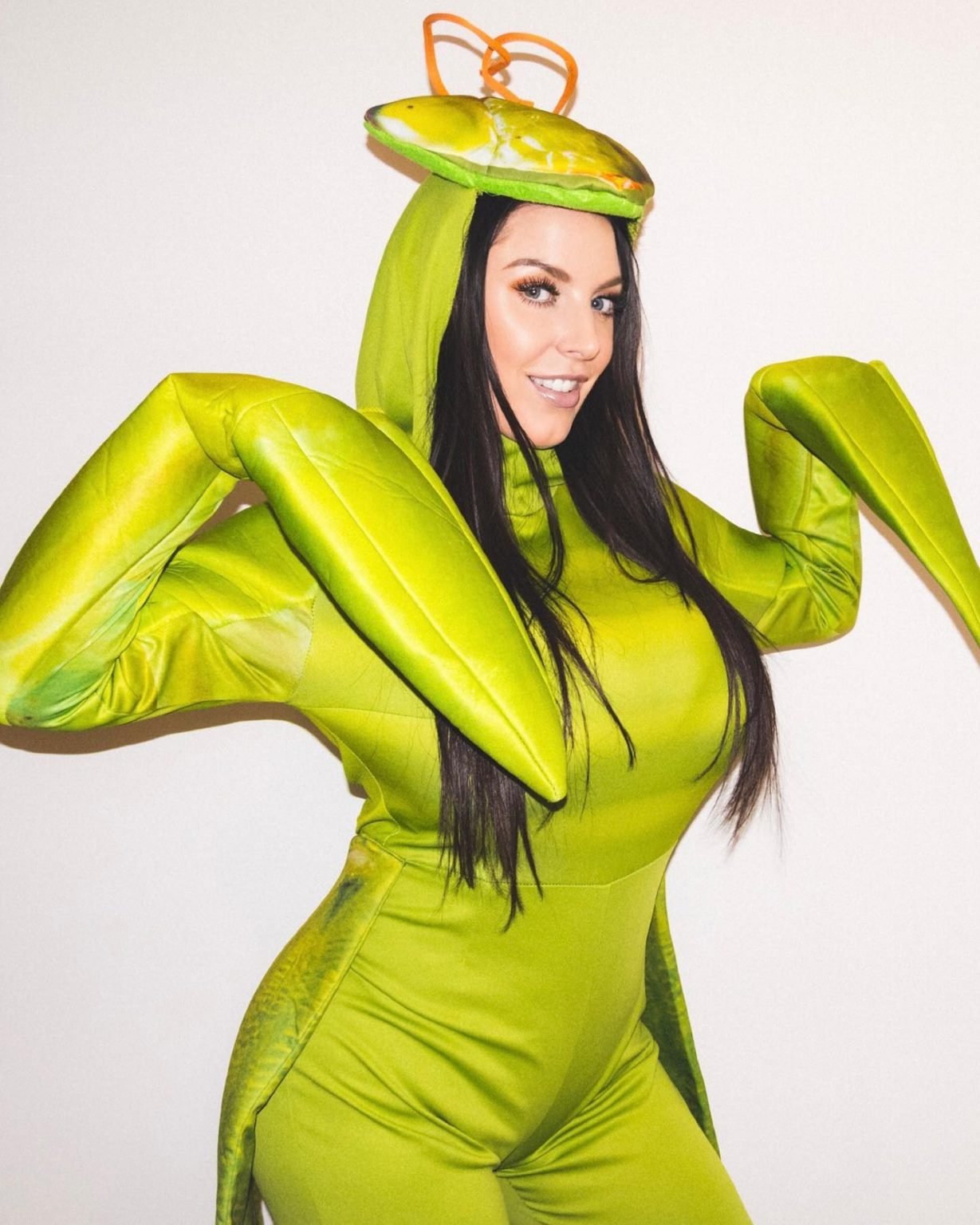 Who is Angela White? Age, Career, Family, Net Worth, Height Bio 2024